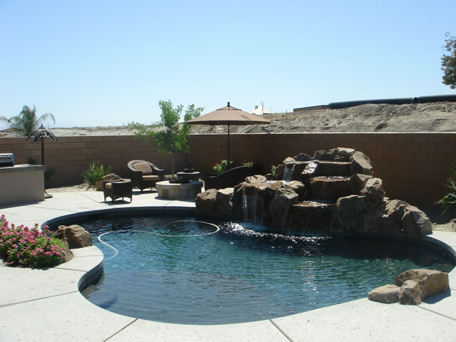 Palm Desert Pools :: Stonecreek Pools and Spas :: Pool Photos